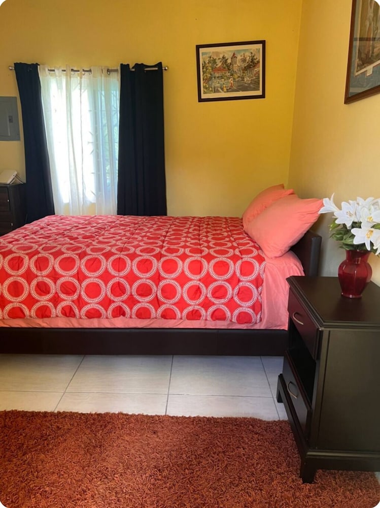 Charming 1-bedroom Apartment With Wifi And Ac In Beautiful Port Antonio - Port Antonio