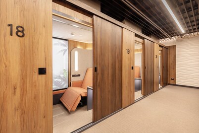 Sleepover - Lima Airport, the only in-terminal sleep pods