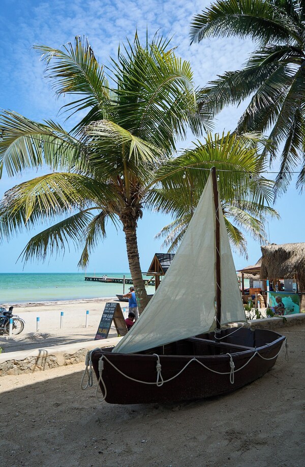 El Faro Beach Front By ÓOl Hotels - Isla Holbox