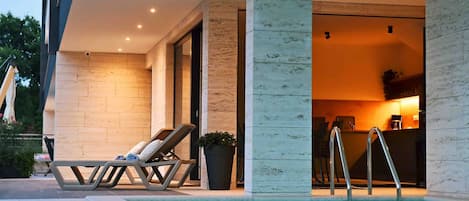 Vila, para fumantes | 3 quartos