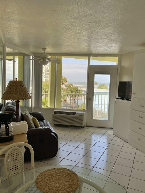 Ocean Overlook - Sea View At Symphony Beach Club - Ormond Beach, FL