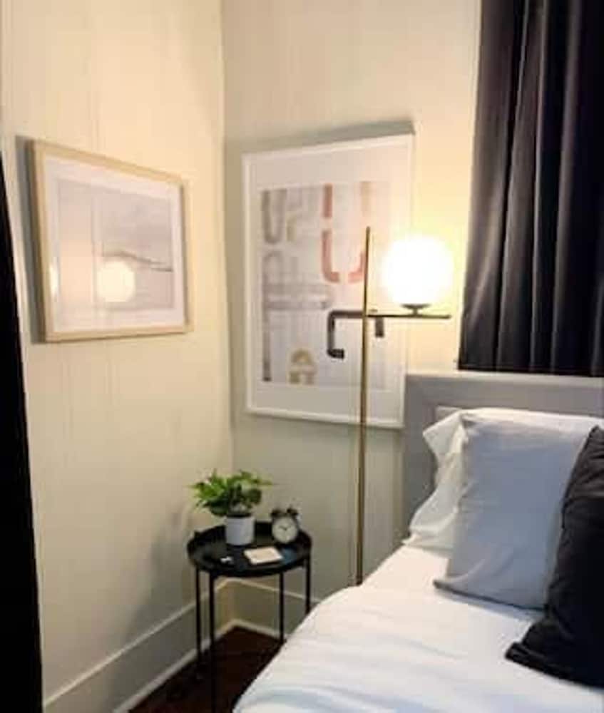 Spacious 4br Retreat In The Heart Of Lafayette - ラフェイエット, LA