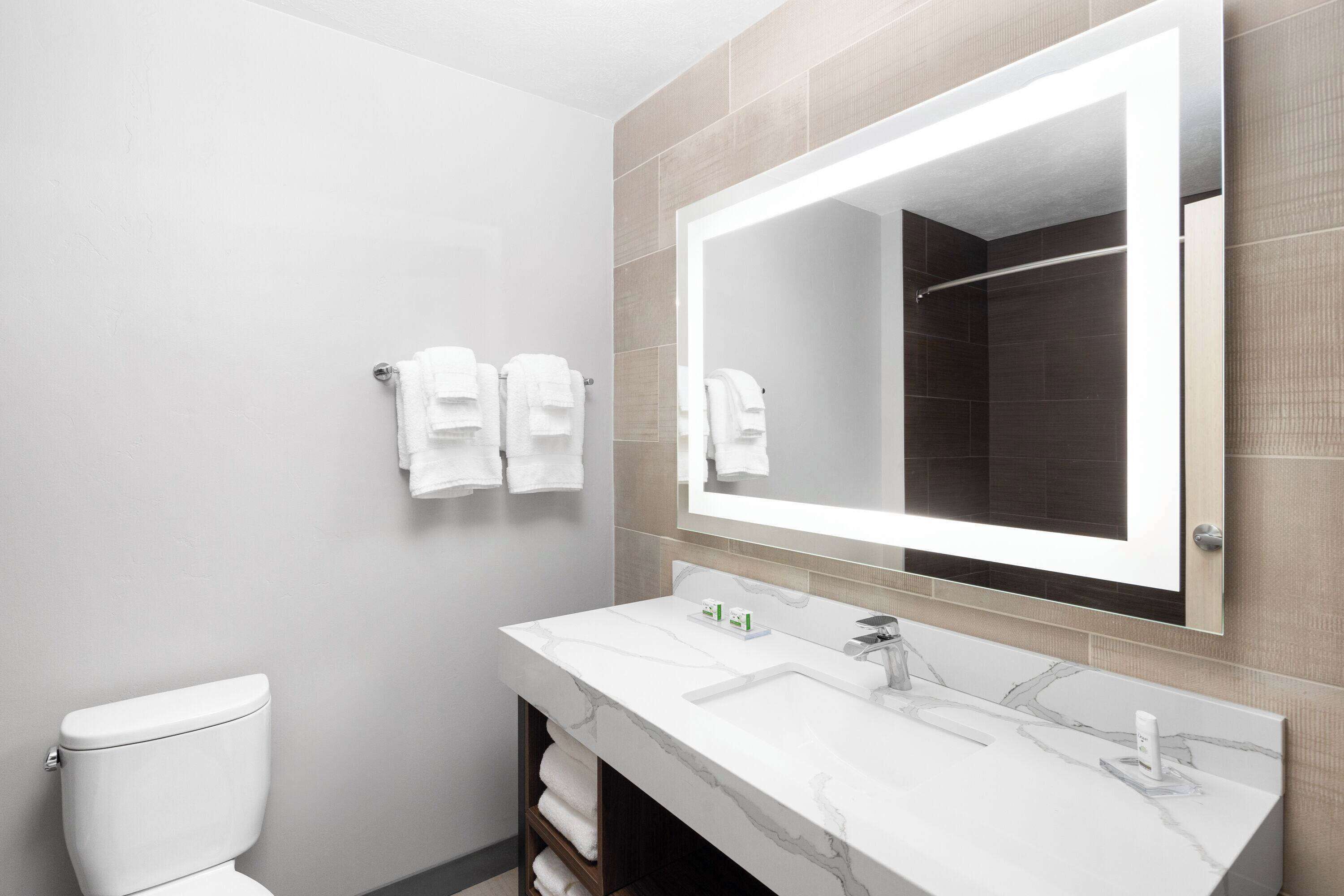 Quarto, 2 camas queen-size, não fumadores, cozinha | Casa de banho