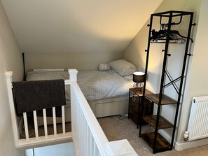 1 quarto, ferros/tábuas de passar roupa, Wi-Fi de cortesia