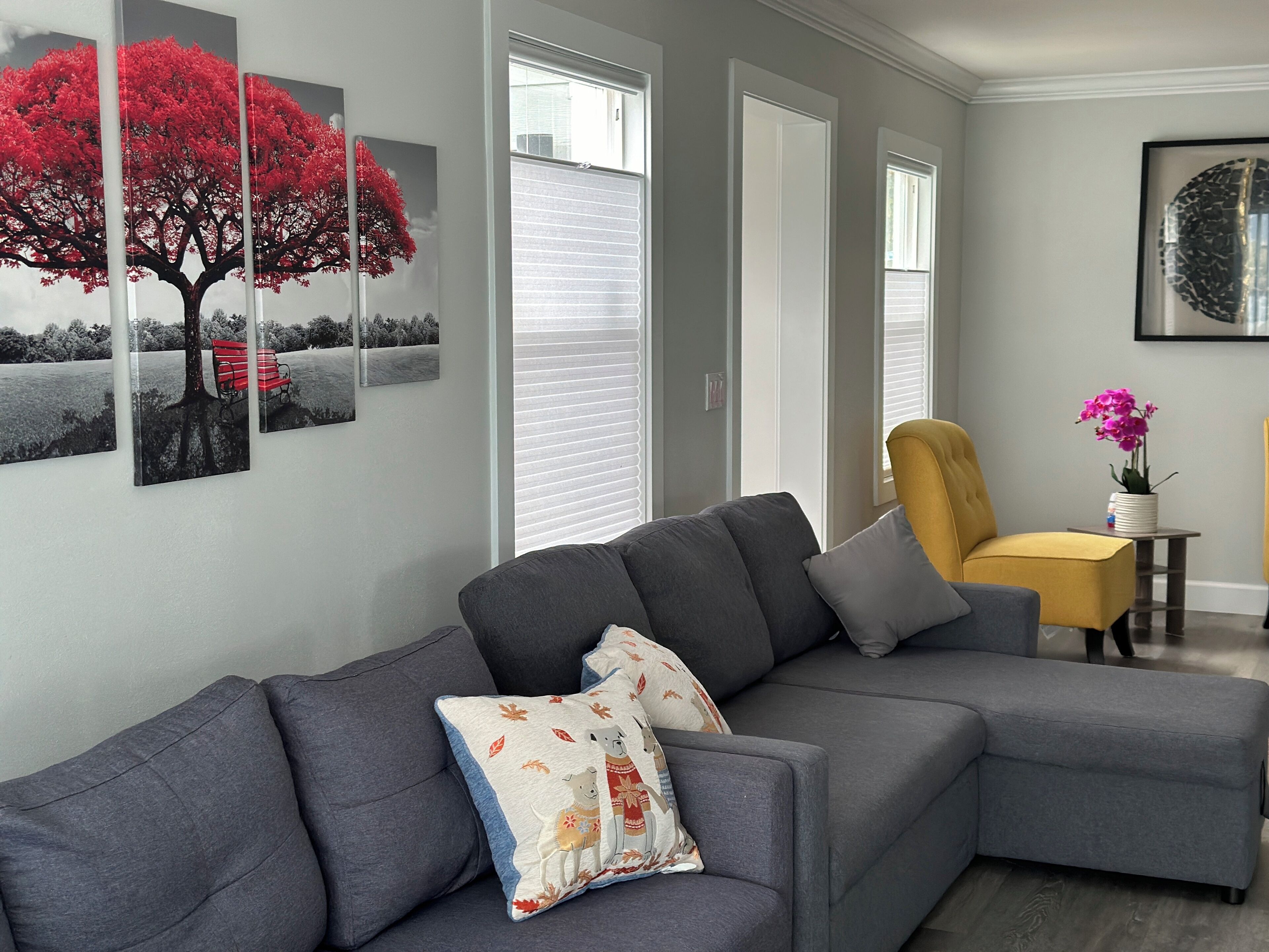 Newly Remodel Historic Coast Guard House 4-bedroom In Awesome Newport With Wifi - Newport, OR