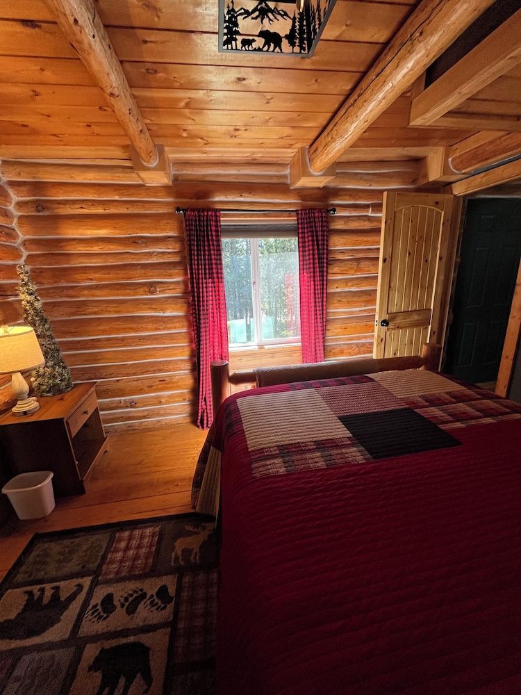 Beautiful cabin nestled in the woods with WiFi in charming Island Park ...