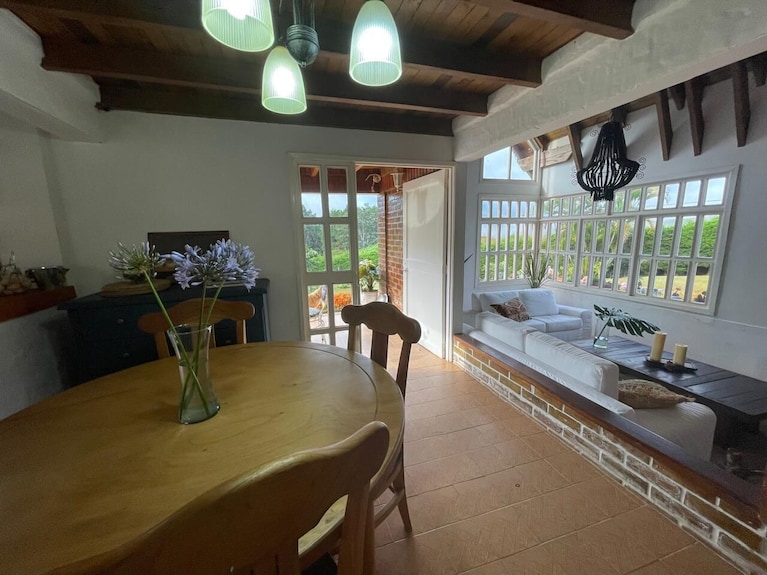 Hermosa Casa Campestre A Solo Metros Del Lago Calima - Huila