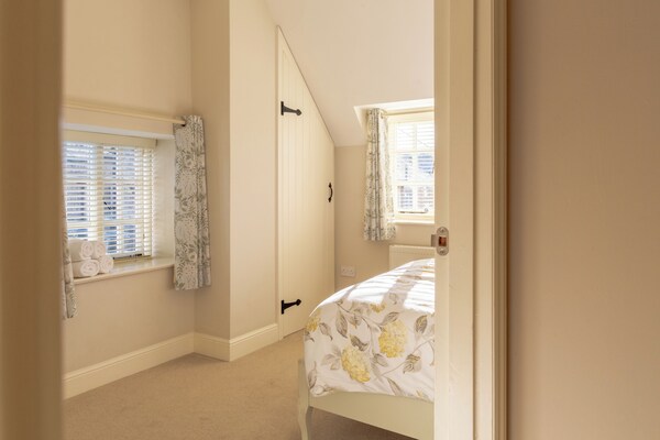 Jasmine Cottage-2bd In Heart Of Bourton - Bourton-on-the-Water