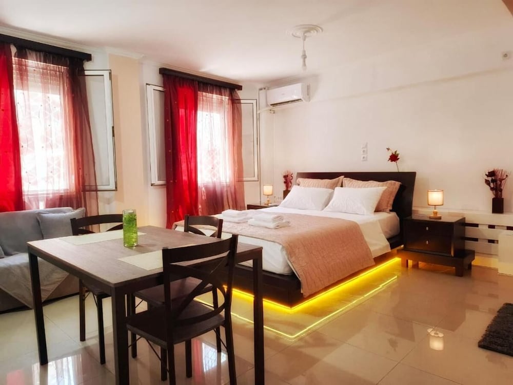 Acropolis Echoes Apartment - Atenas