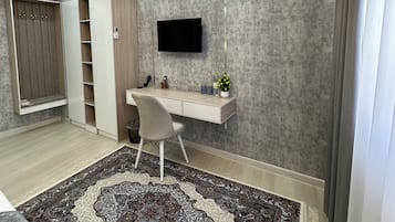 Quarto Duplo ou Twin Standard, Vista para a cidade | Secretária, quartos insonorizados, Wi-fi grátis