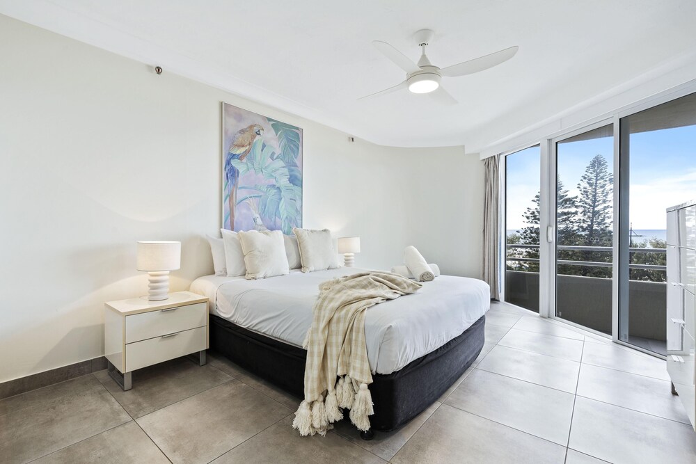 2 Bedroom OCEAN VIEW Apartment at Zenith - Q Stay (Zenith 402 - 3N - NB) - Gold Coast | Vrbo