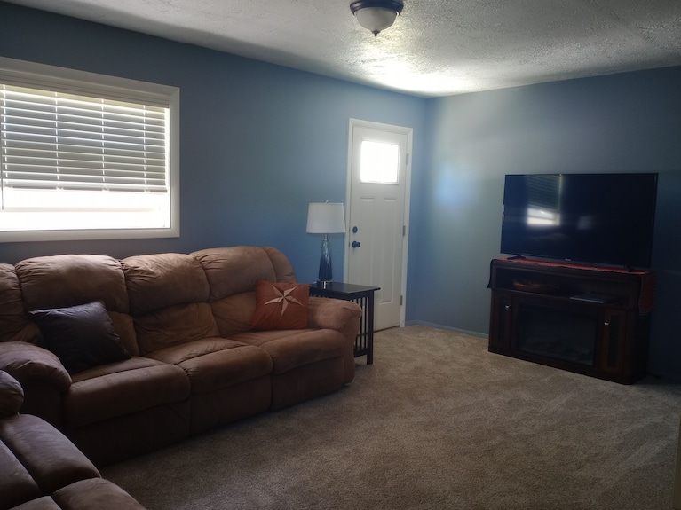 Cozy 1-bedroom On A Quiet Residential Street - Wyoming