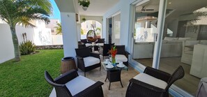 Villa Familiar, 4 quartos, piscina privativa | Terraço/pátio interior
