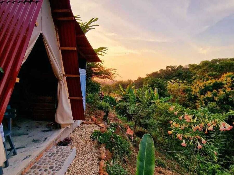 Quarto casal conforto, varanda, vista para a montanha | Edredons de pluma, Wi-Fi de cortesia, roupa de cama