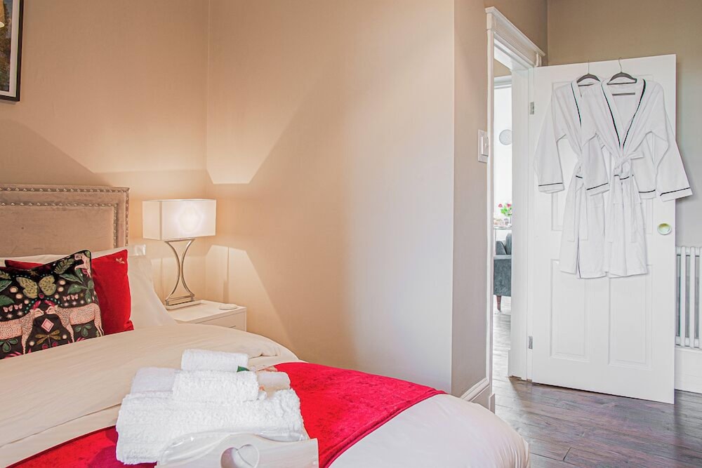 Stylish Grade Ii Apartment - The London - Cheltenham