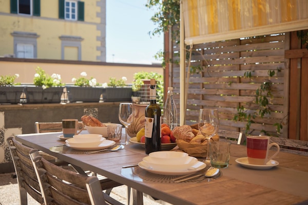 Appartamento Tina con Terrazza Privata | Terraço/pátio