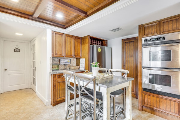 Sun-soaked Pompano Beach Home W/ Private Pool! - Boca Raton, FL