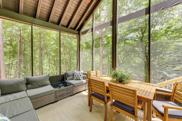 Family-friendly Dadeville Cabin W/ Hot Tub & Porch - Lake Martin, Dadeville