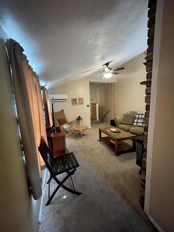 A Charming 2 Bedroom Apartment A Few Blocks From Dickson College - Carlisle, PA