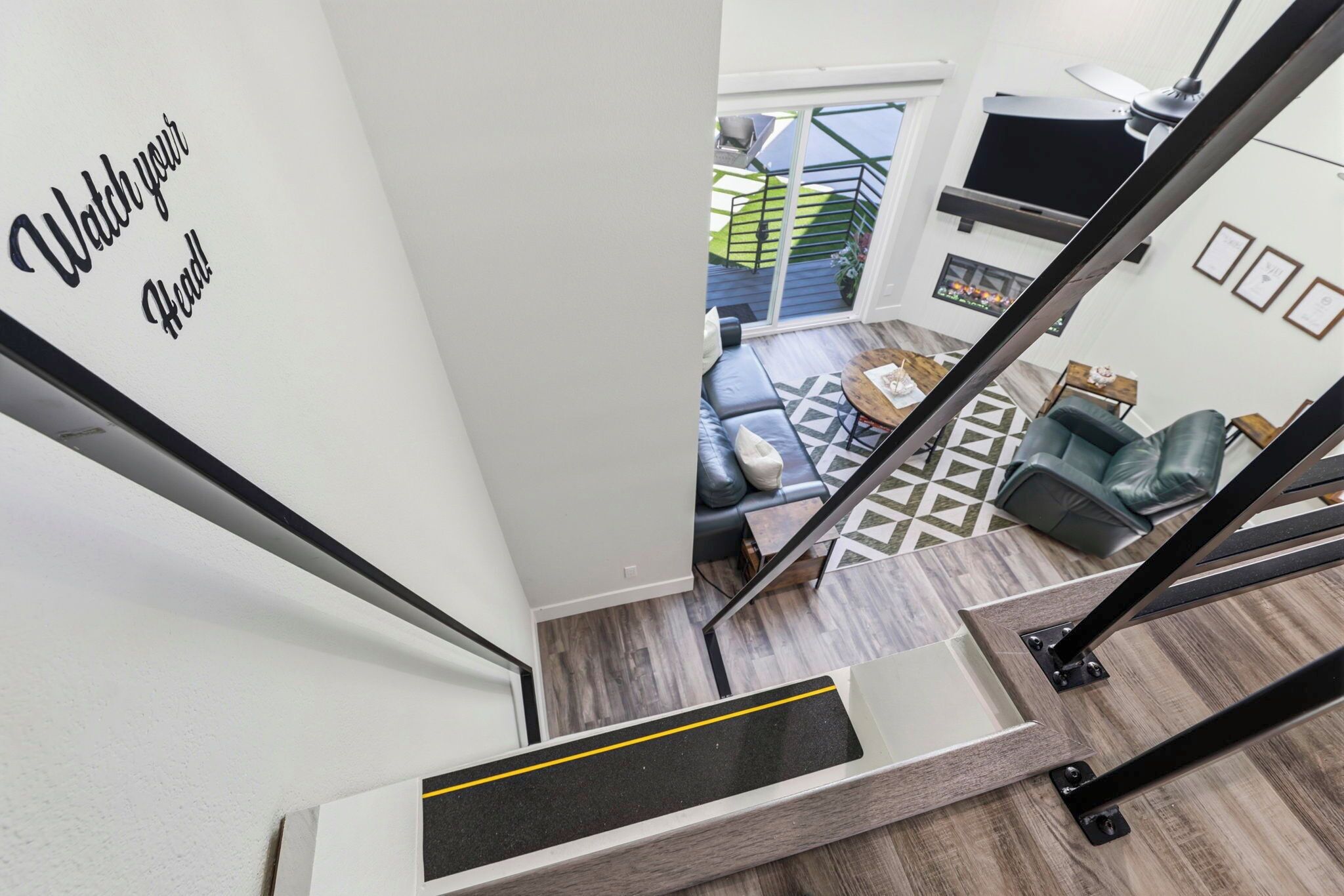 Angie Oasis Yard, Loft & Stocked Kitchen Near Shopping & Easy Access To Highway - Pleasanton, CA