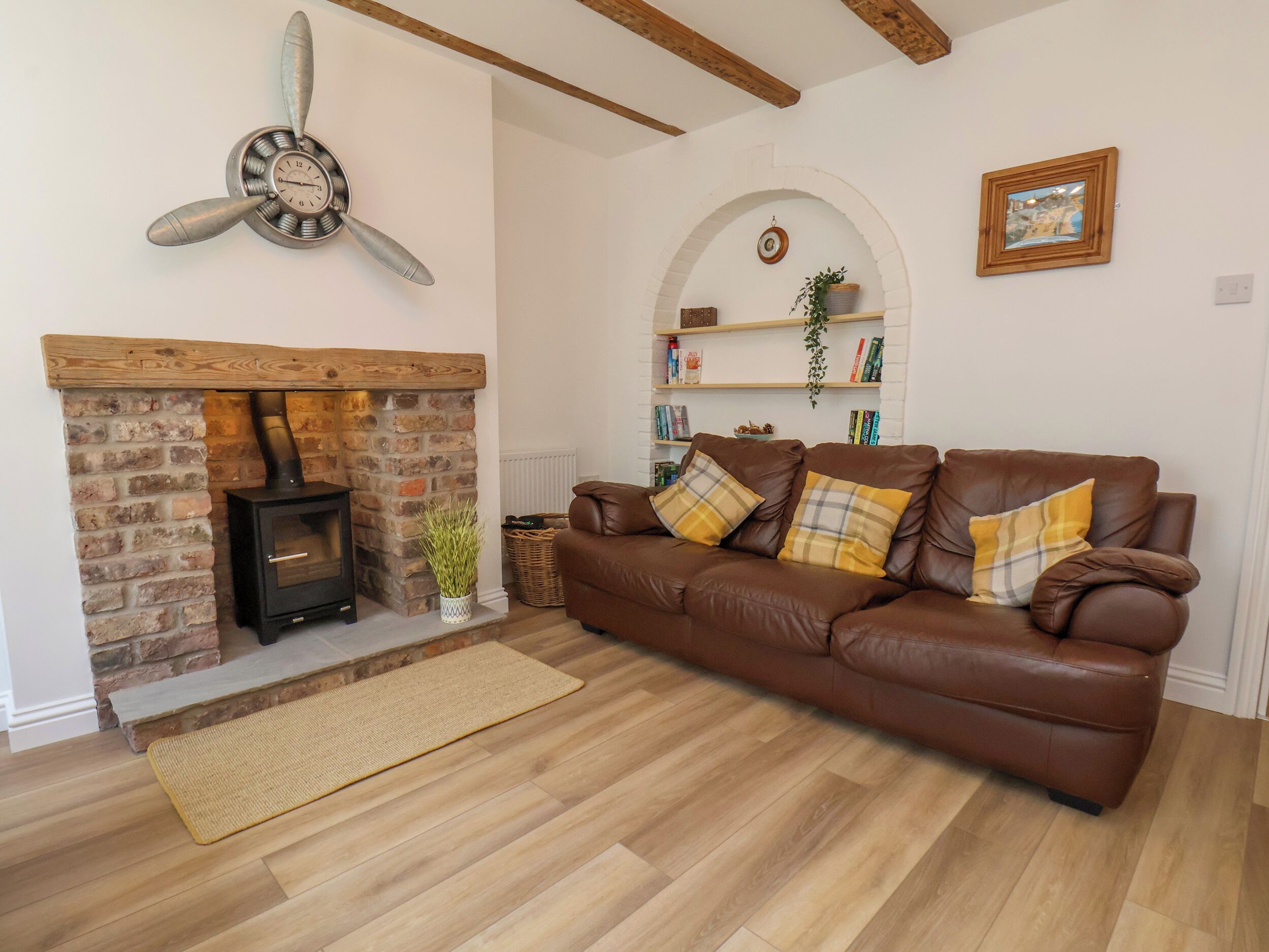 Bobbies' Retreat, 20 High Street, Pet Friendly In Bridlington - Flamborough