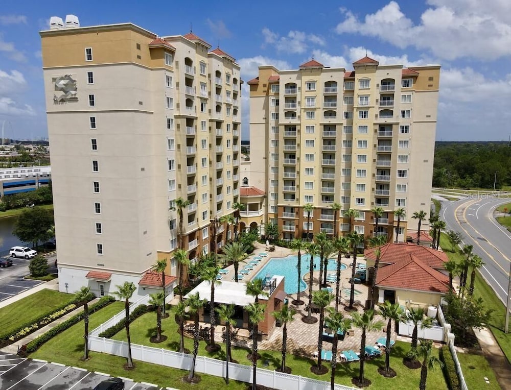 Premier Resort Condos Near Universal - Orlando, FL
