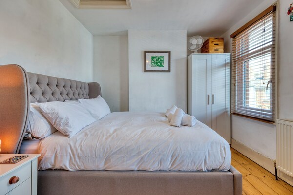 Stylish 2bd With Private Garden & Sauna - Oxford