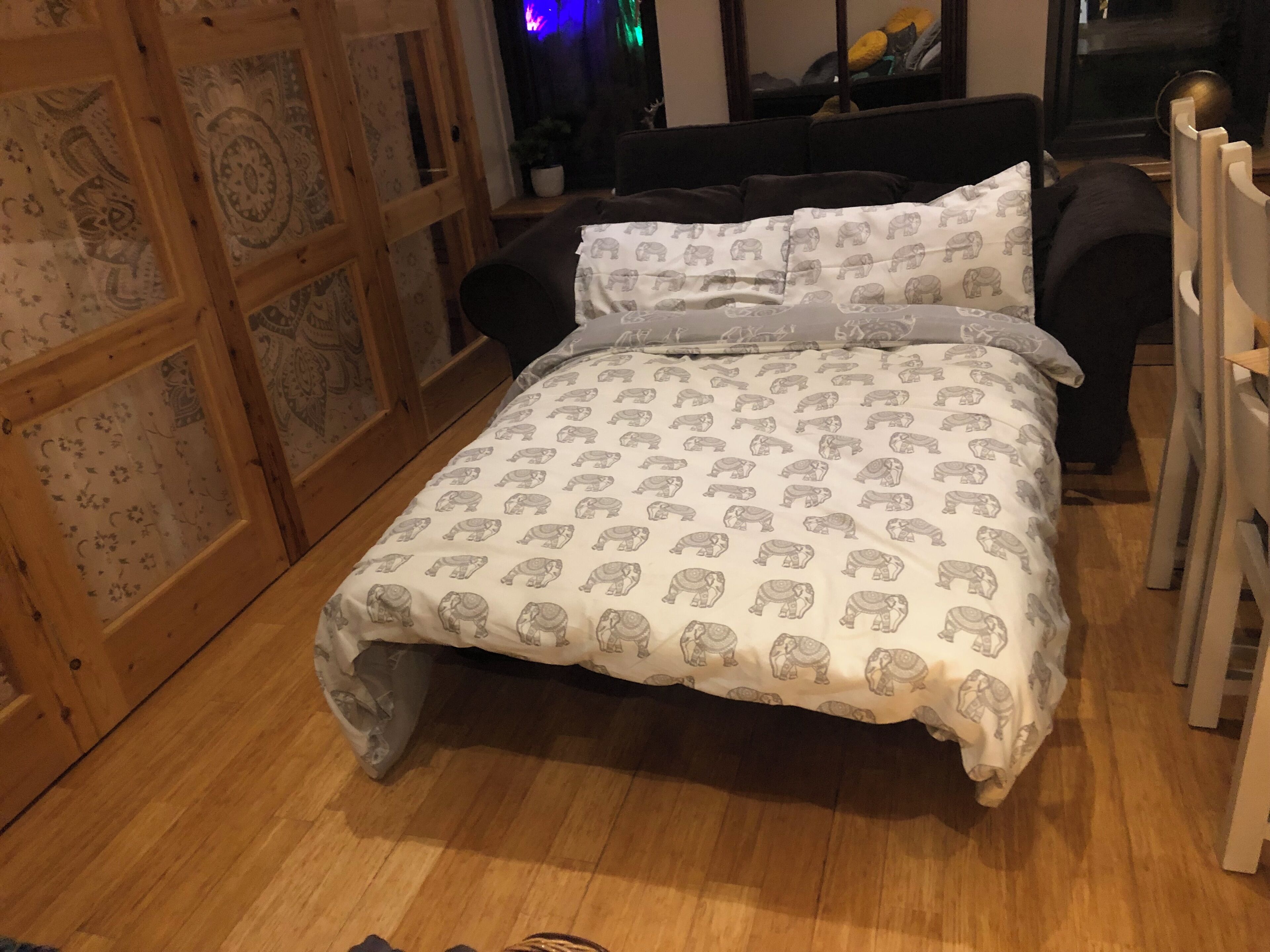 Rural Oasis Retreat In Aonb With Private Pool And Hot Tub, - East Sussex