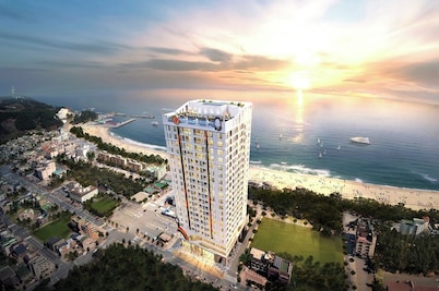 Lebleu Naksan Hotel
