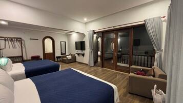 Vila família | Roupas de cama premium, escrivaninha, Wi-Fi de cortesia, roupa de cama