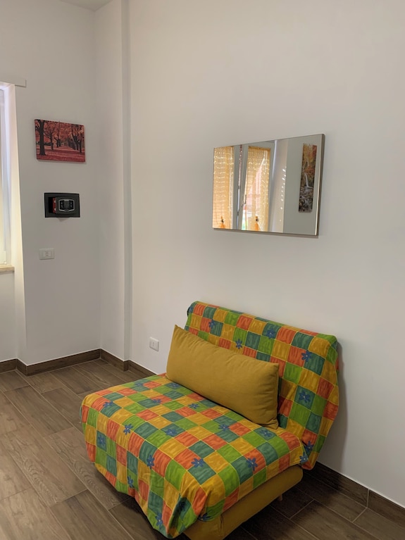 House Of Léon, Bright Apartment Aurelio Area, Adjacent Metro Battistini - Rome