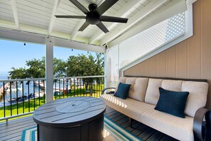Casa, várias camas (Breezy on the Bay) | Terraço/pátio