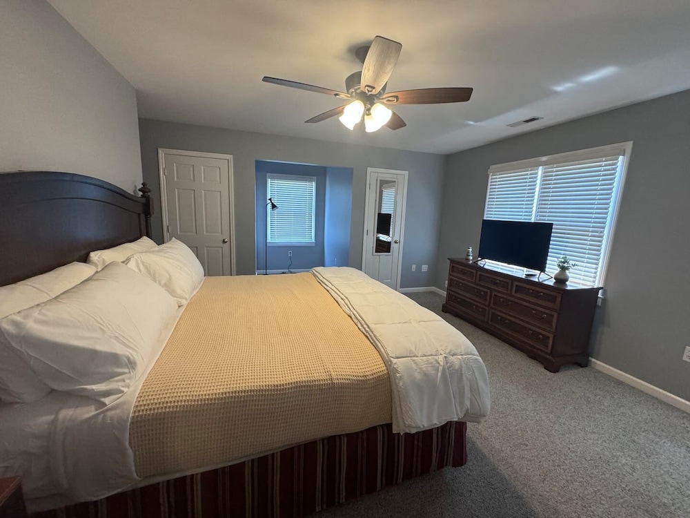 Carriage House with Boat Ramp & Dock - Rainbow City | Vrbo