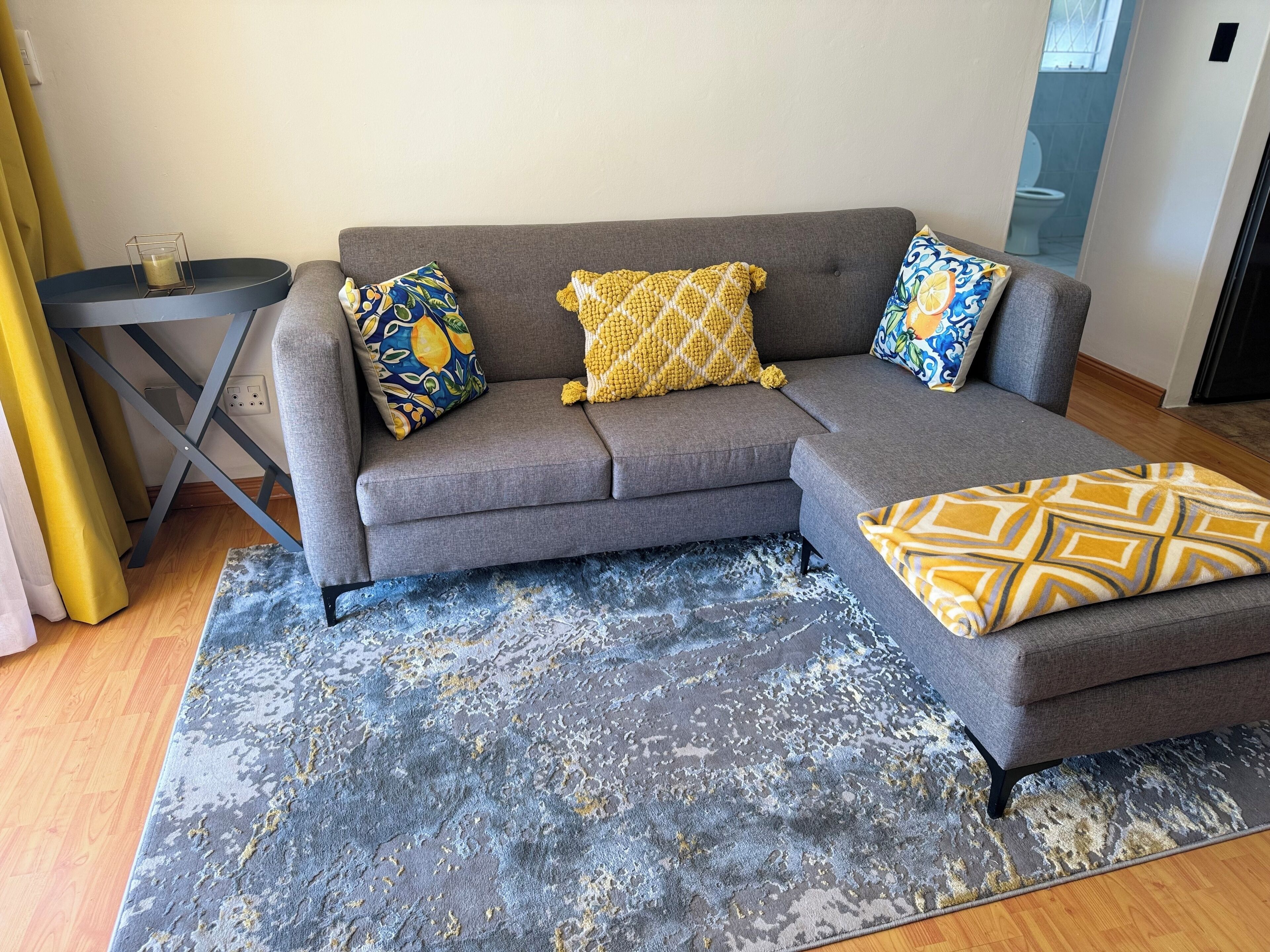 Tiny Home In Garden Setting - Johannesburg