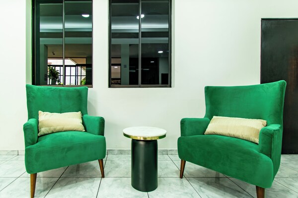 Lorenzo Hotel - San Salvador