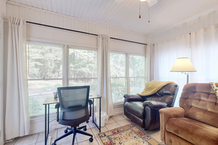 Vintage House With Firepit, Wifi + Steps To Truett Mcconnell University - Clermont, GA