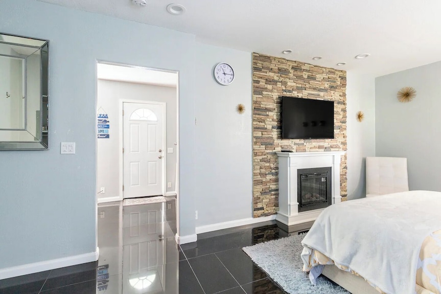 Cozy 1-bedroom In A Modern Victorian Oakland Home - Alameda