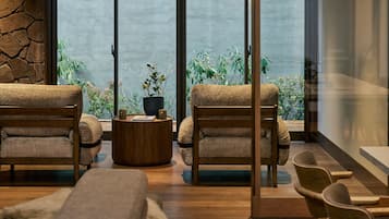 Villa de Luxo, vista para o jardim | Sala de estar