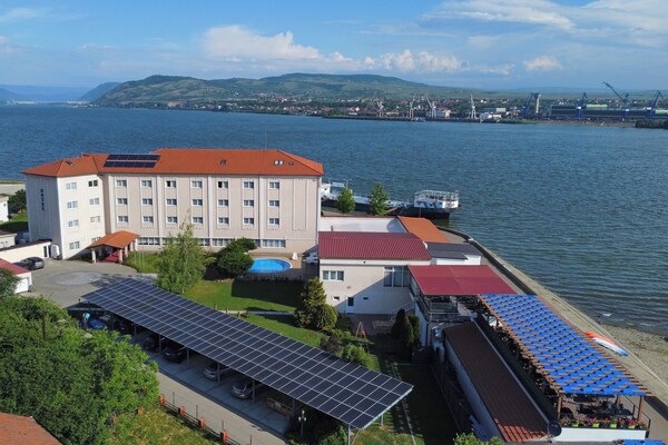 Hotel Aquastar Danube - Gorj