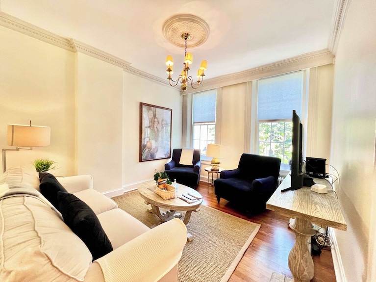 Heart Of Old Town | Historic 1br | 99 Walk Score! - Alexandria, VA