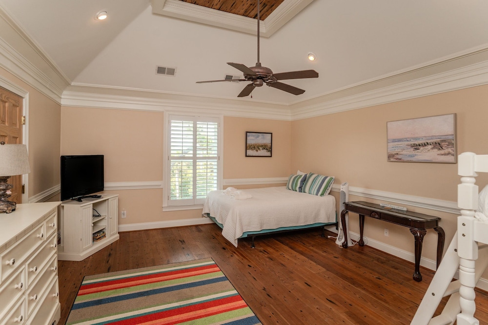 18 Fiddlers Cove - Resort Acess And Golf Cart Always Included! - Fripp Island, SC