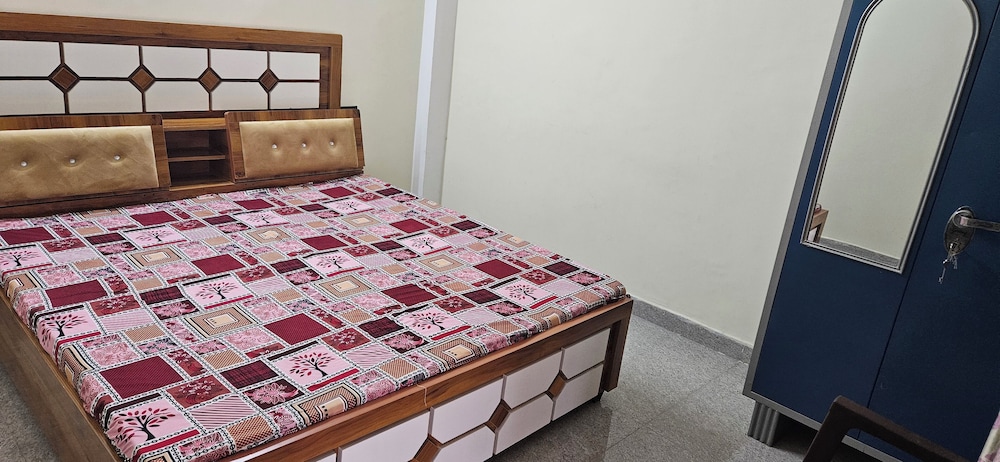 Blessing's Home Stay Jankipuram Lucknow-spacious 4-bedroom House With Ac, Wifi - Lucknow