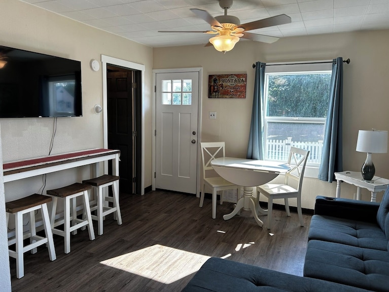 This Cozy House Has Been Completely Remodeled Inside And Features Three Bedrooms. - Helena, MT