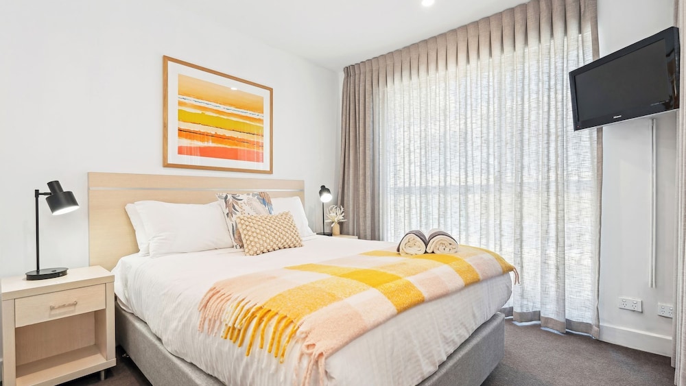 Belle Escapes - Beachside Apartment In Glenelg - Glenelg