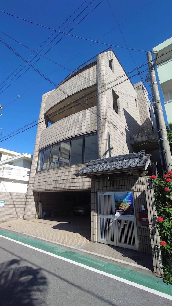 Guest House Blue Ocean Naha - Hostel - Naha
