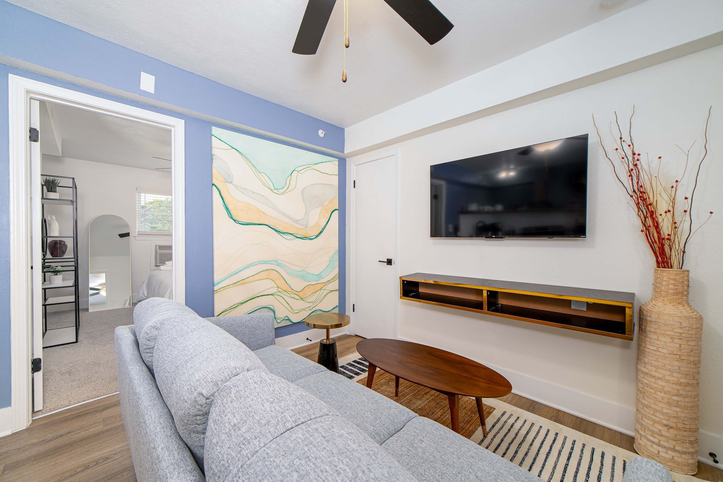 Sojourn's Harborage - Dune Suite - Hampton, VA