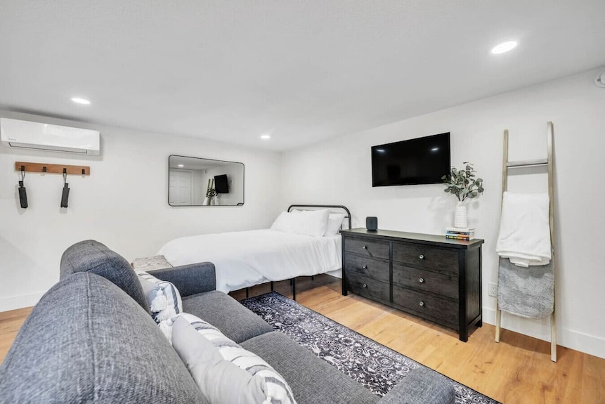 Studio On Main Street - Rocklin, CA