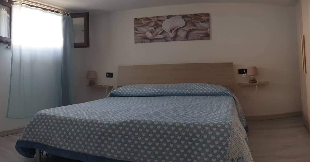Apartamento, 2 quartos, não fumadores, vista para o mar | 2 quartos, cortinas/cortinados opacos, ferro/tábua de engomar 