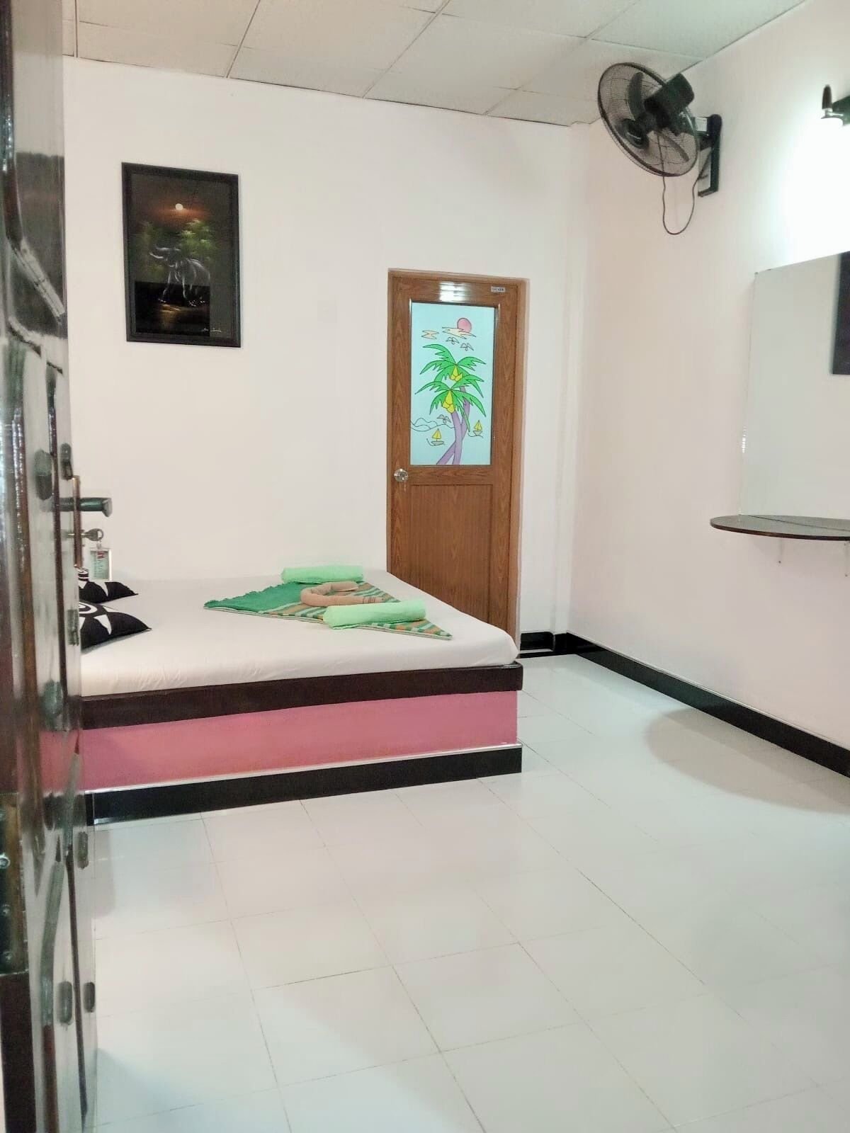 lion gate hotel sigiriya