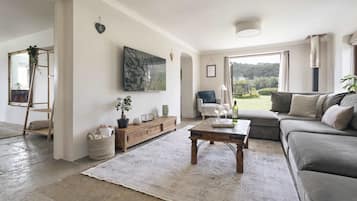 Casa | 3 quartos, internet de alta velocidade